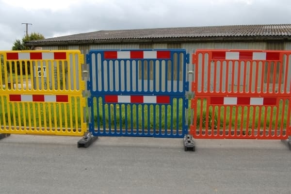 Plastový mobilní plot, bezpečnostní zábrana EnduraFence – 2000×2000 mm ...