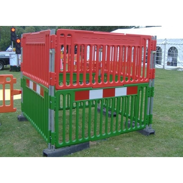 Plastový mobilní plot, bezpečnostní zábrana EnduraFence – 2000×2000 mm ...